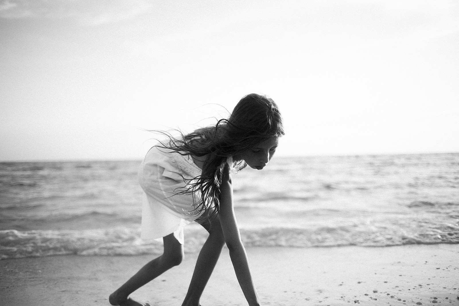 Beach photography by Elle Baker Photography Chicago artist captures fam